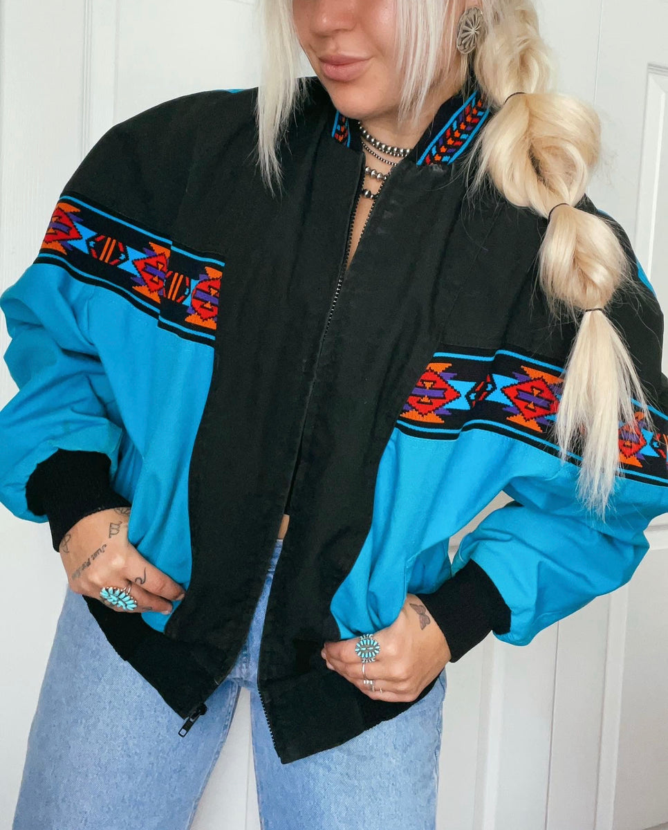 Vintage Cowboy Vibe (L) – The Buckskin Babes