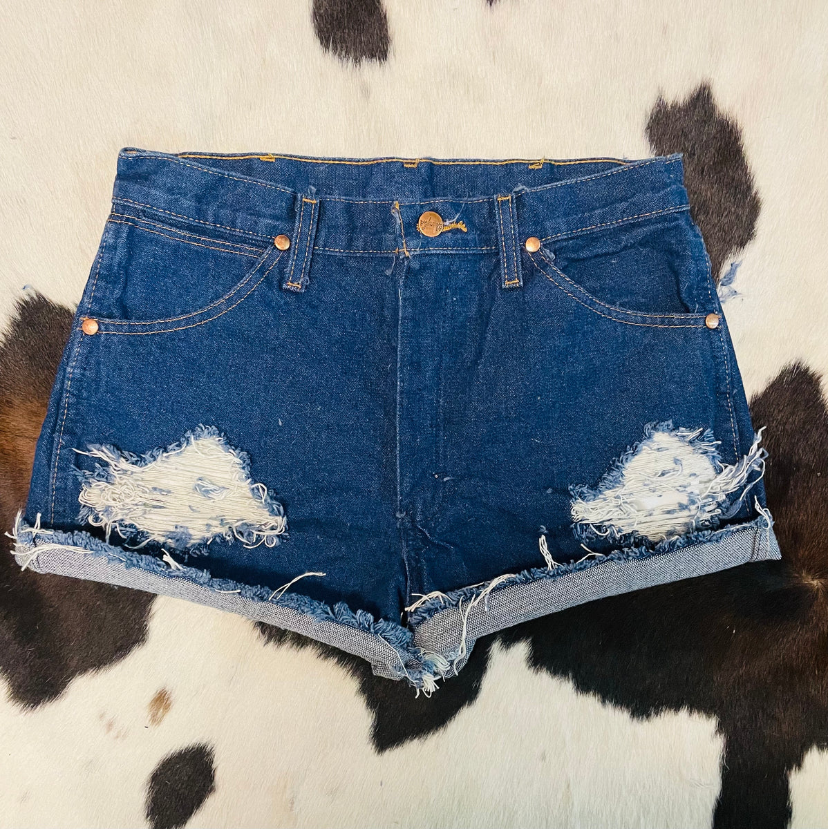 Cattle & Cope Rings (29”) – The Buckskin Babes